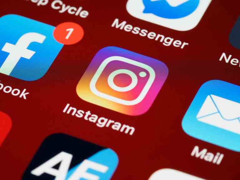 [Scam Alert] Instagram Blue Check Phishing Scam | Trend Micro News