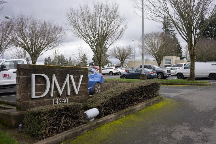 Watch Out for These DMV Text Toll Scams | Trend Micro News