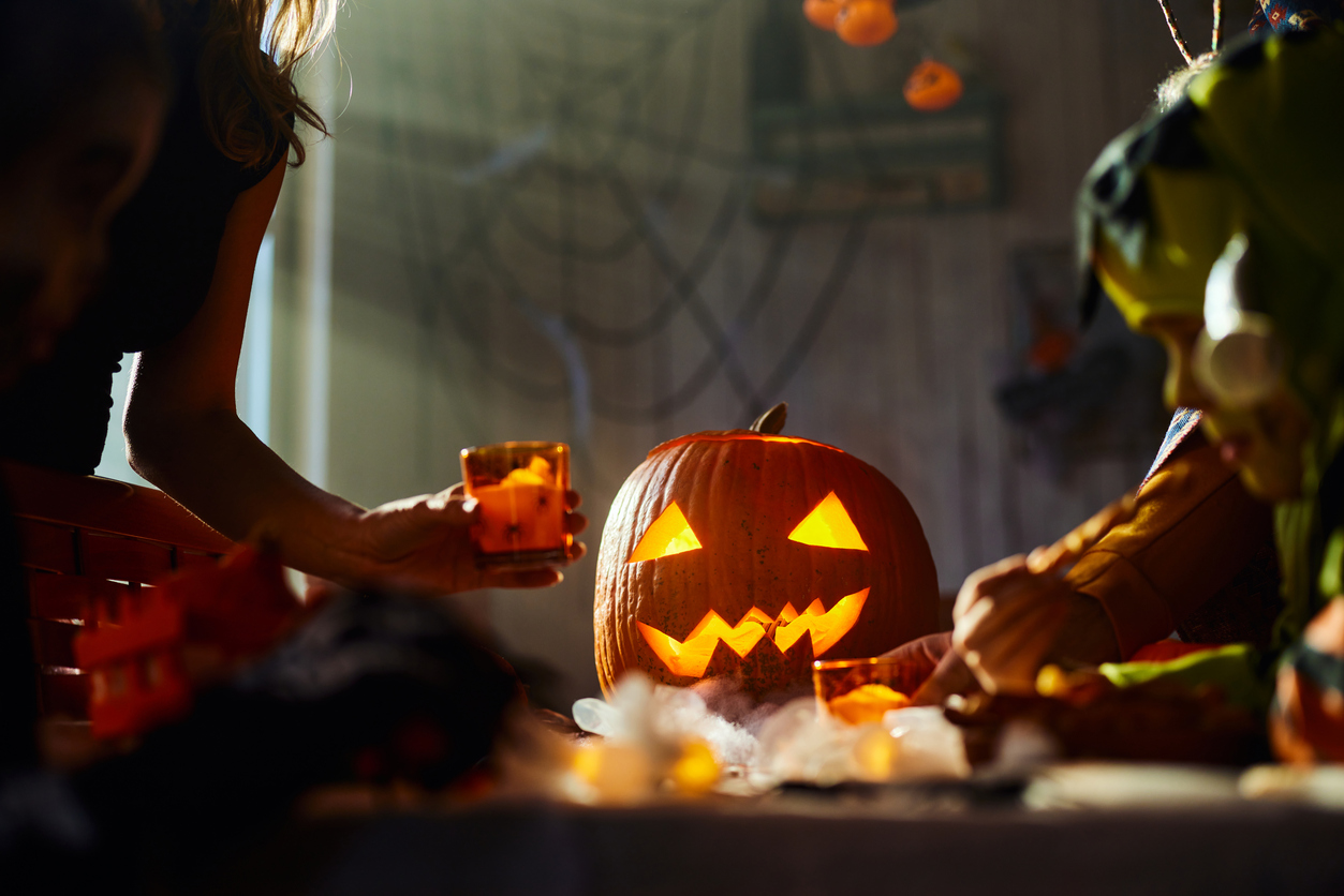 Top Halloween Scams 2024 & How to Stay Safe | Trend Micro News